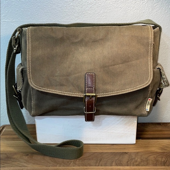 Fossil | Bags | Fossil Canvas Leather Accent Floral Adjustable Strap ...
